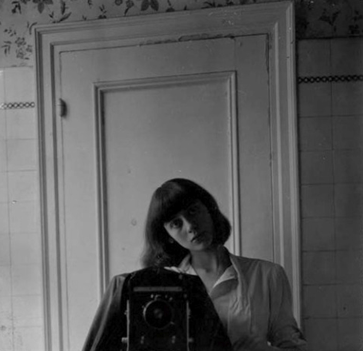 diane-arbus-self-portrait-1945 | Oscar en Fotos